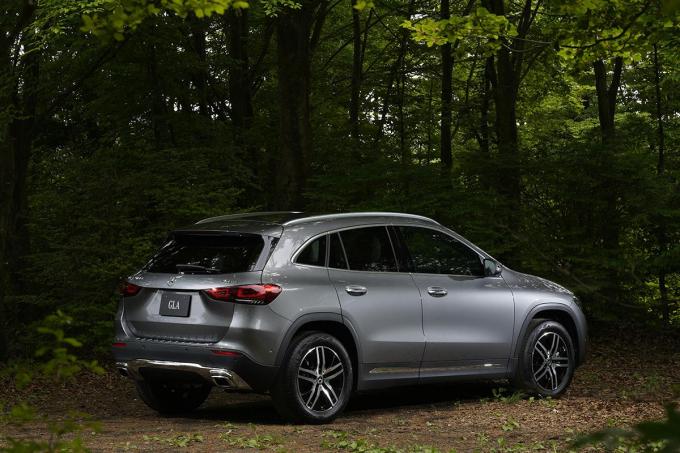 メルセデス・ベンツの新型モデルGLAとGLBの2モデル発売 〜 画像39 - メルセデス・ベンツの人気SUV「GLA」が2代目に進化！ 完全新型「GLB」もラインアップに追加 | 自動車情報 ...