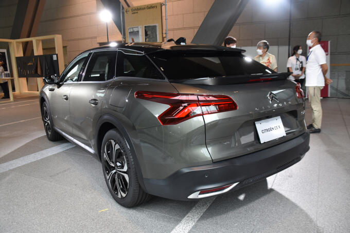 シトロエンからC5 Xが登場 〜 画像14 - シトロエンの新たなクロスオーバーSUV「C5 X」が登場！ 先進装備テンコ盛りでも価格は484万円から | 自動車情報・ニュース WEB CARTOP