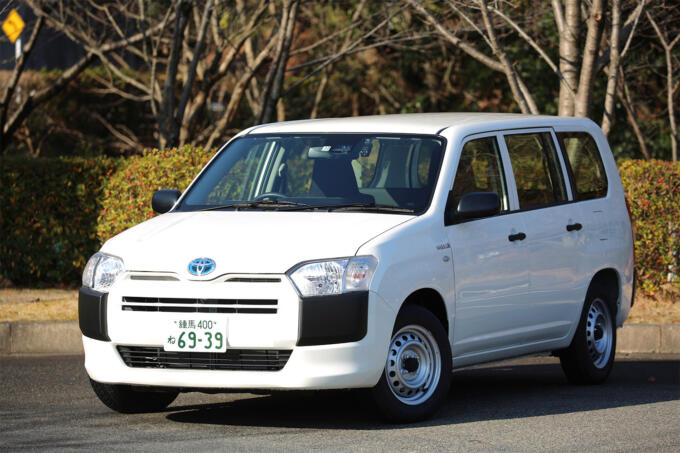 MAZDA3 〜 画像8 - 若い「商用車」乗りにデキのいい「実用車」！ 独断と偏見で「運転巧者」が多く乗ってるクルマを考えてみた | 自動車情報・ニュース WEB CARTOP