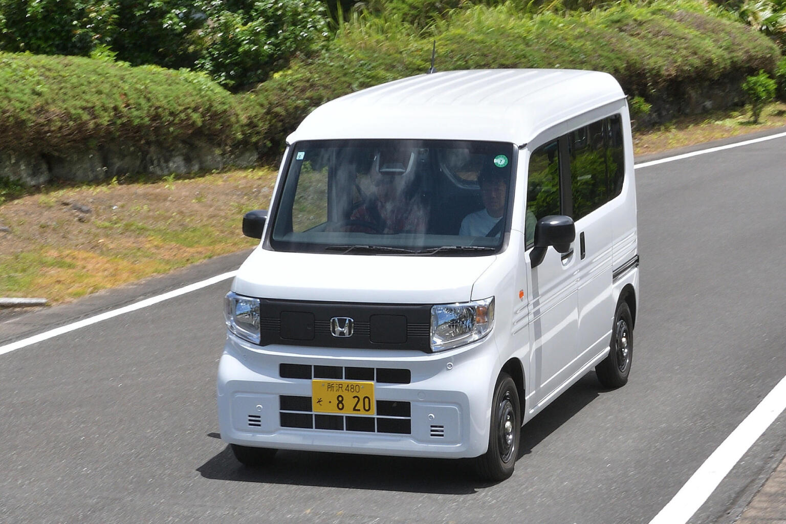 ソーラーパネルを積んだN-VAN e:に乗ったらEVの可能性にワクワクが止まらない！ 八丈島で「でん吉」に出会った | 自動車情報・ニュース WEB CARTOP